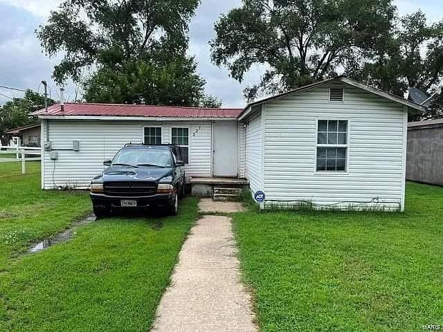 Bernie, MO Homes For Sale & Real Estate