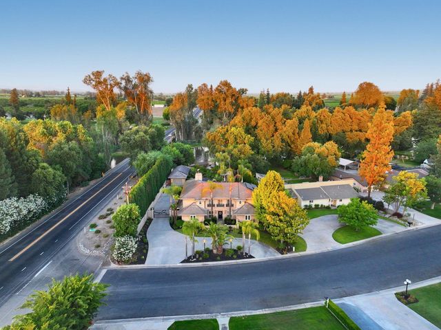 Kingsburg, CA Homes For Sale & Real Estate