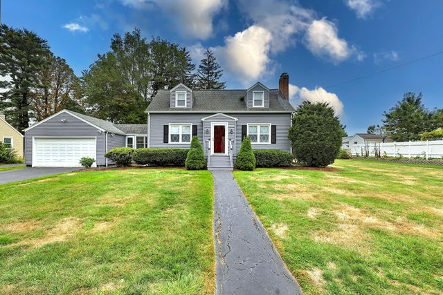 Trumbull, CT Homes For Sale & Real Estate - 45 Homes | Trulia