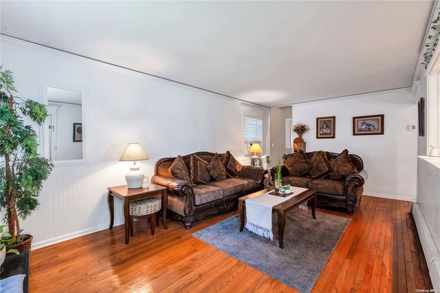 Mastic, NY Homes For Sale & Mastic, NY Real Estate | Trulia