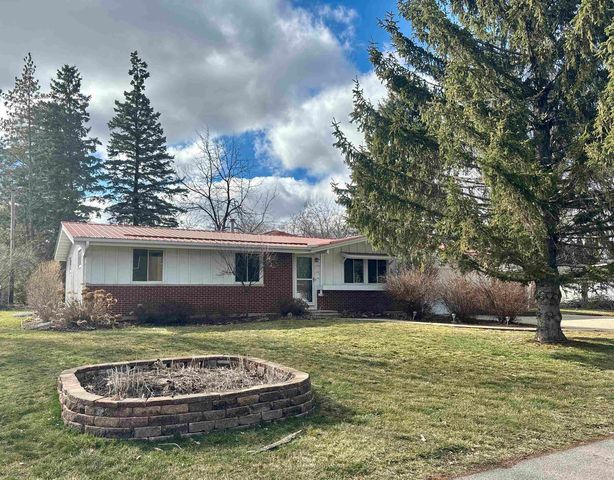 Decorah, IA Homes For Sale & Decorah, IA Real Estate | Trulia