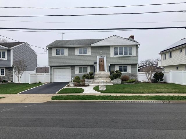 Oceanside, NY Homes For Sale & Real Estate