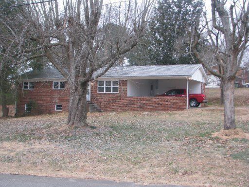 311 Green Hill Dr, Maryville, TN 37804 - See Est. Value, Schools & More
