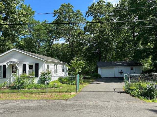 Southwick, MA Homes For Sale & Southwick, MA Real Estate | Trulia