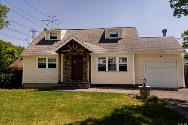 Holbrook, NY Homes For Sale & Holbrook, NY Real Estate | Trulia