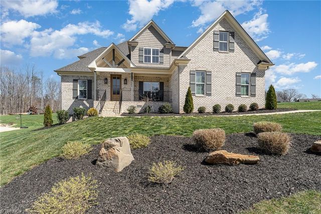 Oak Ridge, NC Homes For Sale & Oak Ridge, NC Real Estate | Trulia