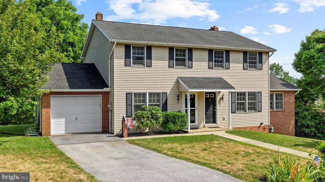 204 Teila Dr #208, Dallastown, PA 17313 - See Est. Value, Schools & More