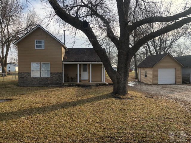 607 Allen St, Duncombe, IA 50532 - See Est. Value, Schools & More