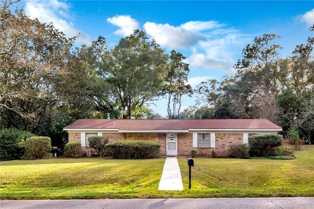 8141 Theodore Dawes Rd W, Theodore, AL 36582 - See Est. Value, Schools ...