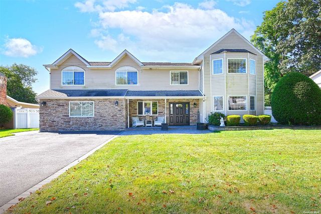 Commack, NY Homes For Sale & Real Estate