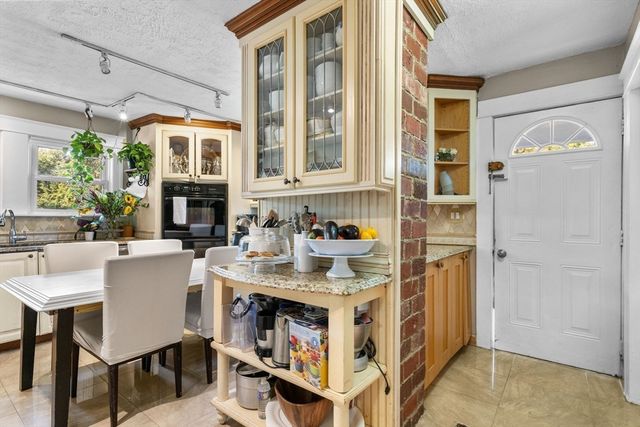 Shrewsbury, MA Homes For Sale & Real Estate