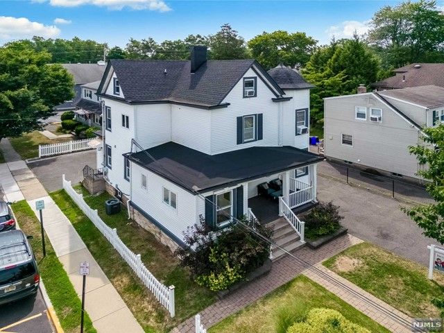 Hawthorne, NJ Homes For Sale - Updated Daily