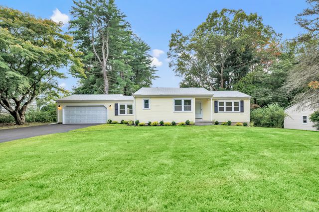 Trumbull, CT Homes For Sale & Real Estate - 45 Homes | Trulia