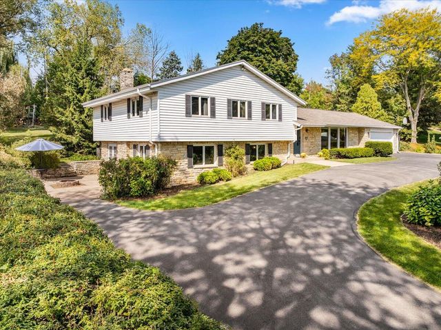 Brookfield, WI Homes For Sale & Real Estate - 83 Homes | Trulia