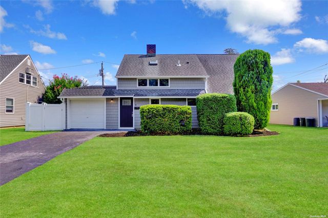 Wantagh, NY Homes For Sale & Real Estate