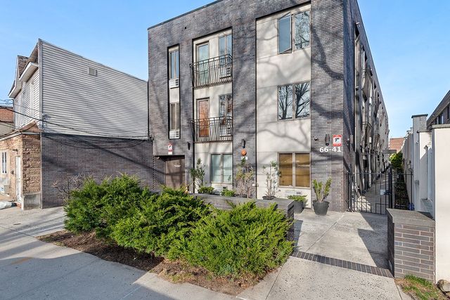 Middle Village, New York, NY Homes For Sale & Middle Village, New York ...