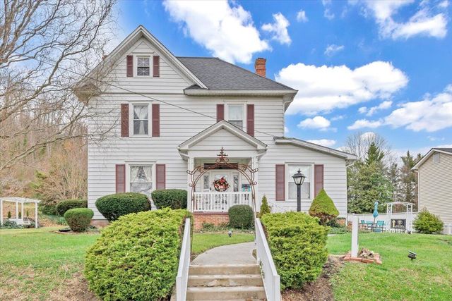 Covington, VA Homes For Sale & Real Estate