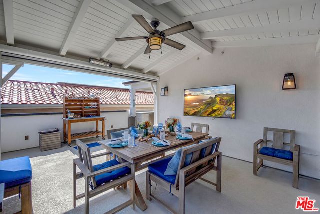 Newport Beach, CA Homes For Sale - Updated Daily