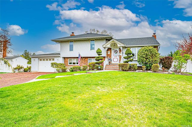 Commack, NY Homes For Sale & Commack, NY Real Estate | Trulia