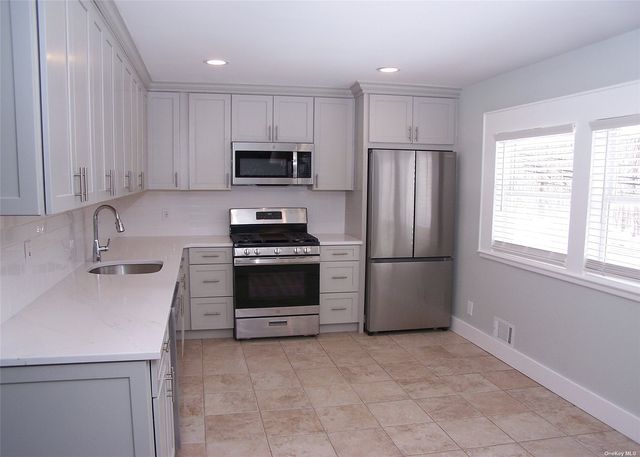 11720 Homes For Sale & 11720 Real Estate | Trulia