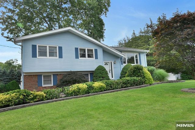 Emerson, NJ Homes For Sale & Real Estate - 43 Homes | Trulia