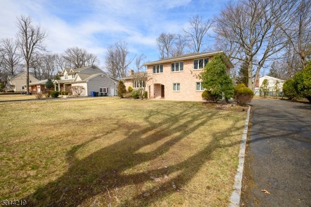 Clark, NJ Homes For Sale & Real Estate