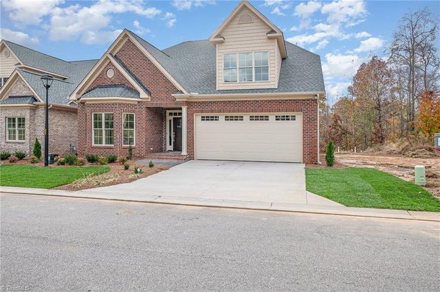 Oak Ridge, NC Homes For Sale & Real Estate - 165 Homes | Trulia