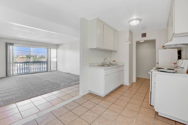 5904 W Washington Ave #5816-D, Las Vegas, NV 89107 - See Est. Value ...