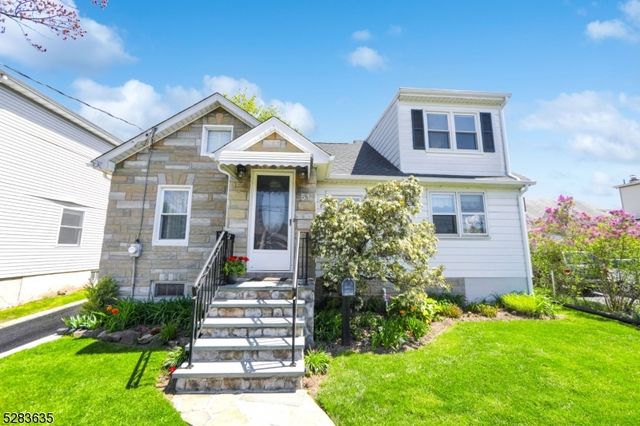 Hawthorne, NJ Homes For Sale & Hawthorne, NJ Real Estate | Trulia