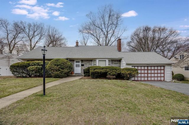 Emerson, NJ Homes For Sale & Real Estate