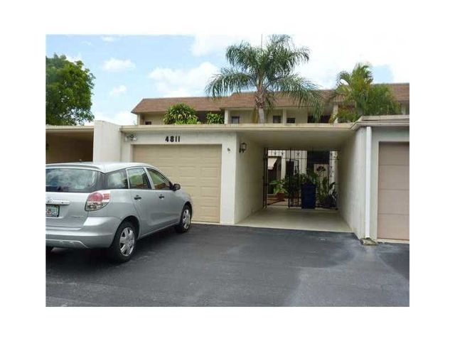 4815 NW 9th Ave, Pompano Beach, FL 33064 - See Est. Value, Schools & More