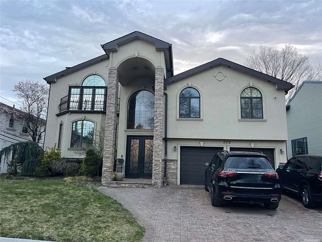 Valley Stream, NY Homes For Sale & Valley Stream, NY Real Estate | Trulia