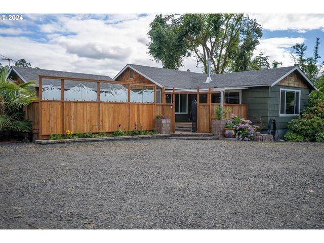 Creswell, OR Homes For Sale & Creswell, OR Real Estate | Trulia