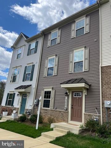 Montgomery Village, MD Homes For Sale & Real Estate - 69 Homes | Trulia