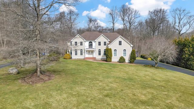 Monroe, CT Homes For Sale & Monroe, CT Real Estate | Trulia