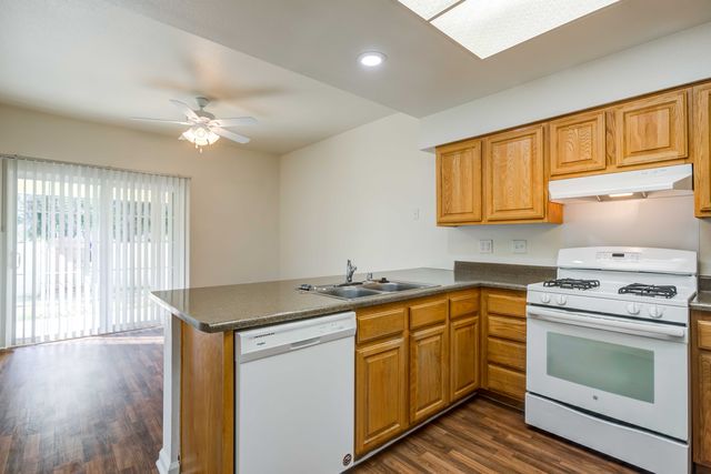 Apartments For Rent in Lemoore, CA - 53 Rentals | Trulia