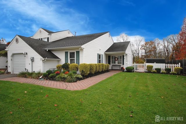 Edison, NJ Homes For Sale & Real Estate - 162 Homes | Trulia