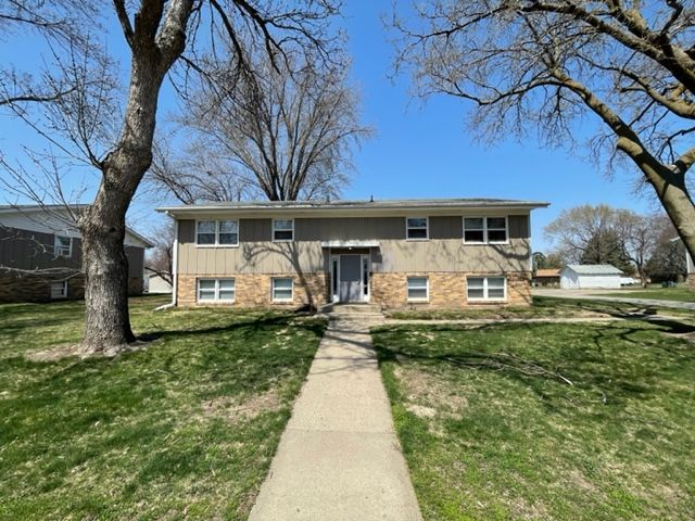 1031 West Clark Street - 21 - Vermillion, SD | Trulia