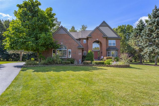 New Hudson, MI Homes For Sale & Real Estate