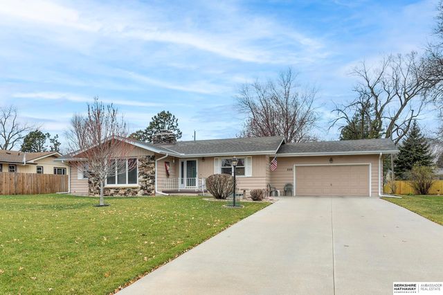 2108 N 102nd St, Omaha, NE 68134 - See Est. Value, Schools & More