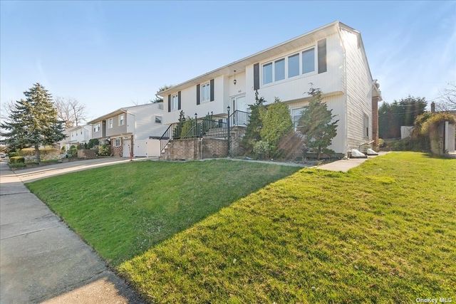 Plainview, NY Homes For Sale & Plainview, NY Real Estate | Trulia