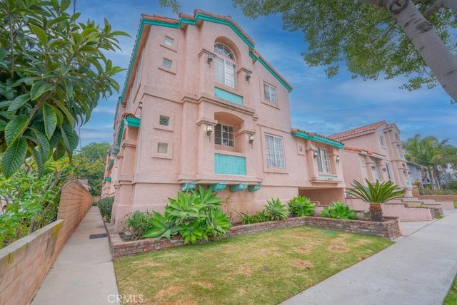 Bellflower, CA Homes For Sale & Bellflower, CA Real Estate | Trulia