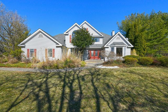 Dix Hills, NY Homes For Sale & Real Estate - 73 Homes | Trulia