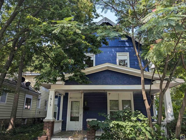 Topeka, KS Homes For Sale & Real Estate