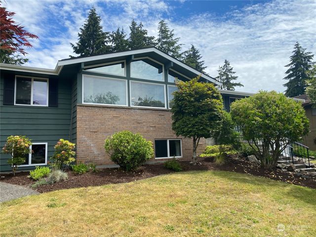 Fircrest, WA Homes For Sale & Real Estate