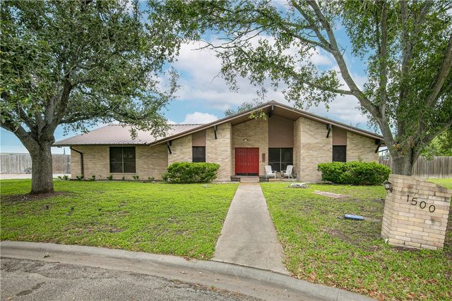 Three Rivers, TX Homes For Sale & Three Rivers, TX Real Estate | Trulia