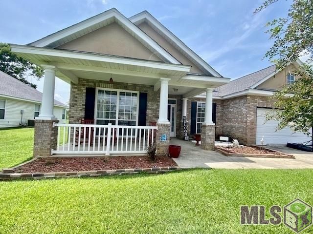 20239 Bur Oak Dr, Zachary, LA 70791 - See Est. Value, Schools & More