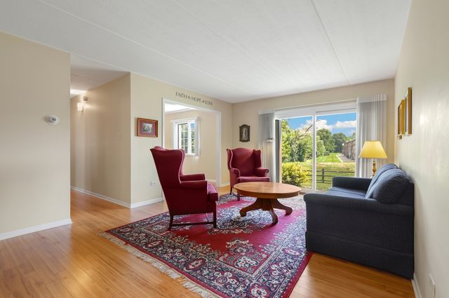 Willowbrook, IL Homes For Sale & Real Estate - 54 Homes | Trulia