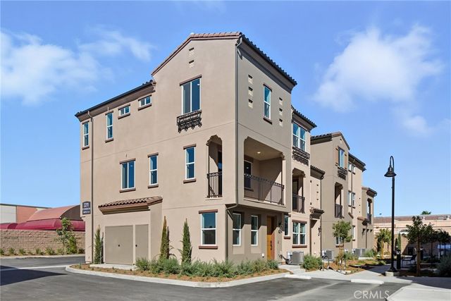 92804 Homes For Sale & 92804 Real Estate - 79 Homes | Trulia