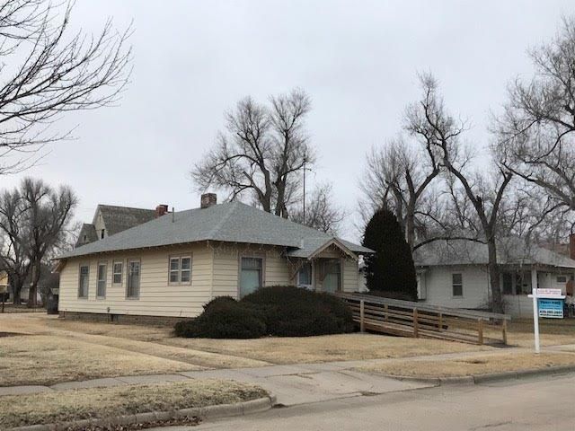 408 E 8th St, Kinsley, KS 67547 - See Est. Value, Schools & More